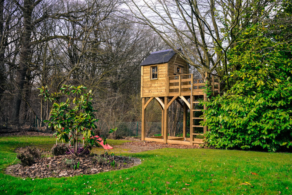 Cabane dans un arbre | Back To Wood